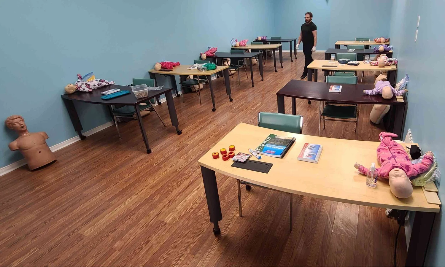Standard First Aid and CPR + AED | Register for Safety Training Today ...