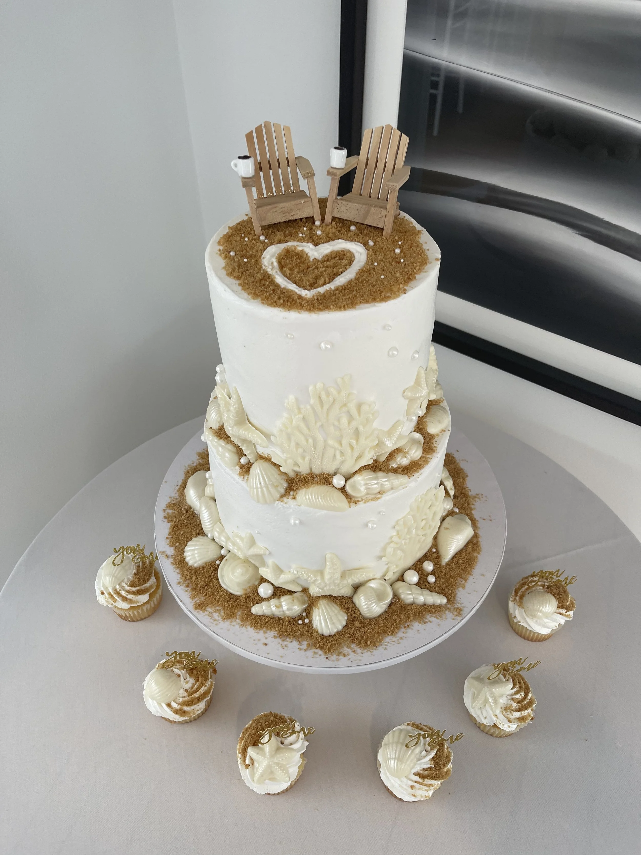 Cakes — Anna Bananas Bakery