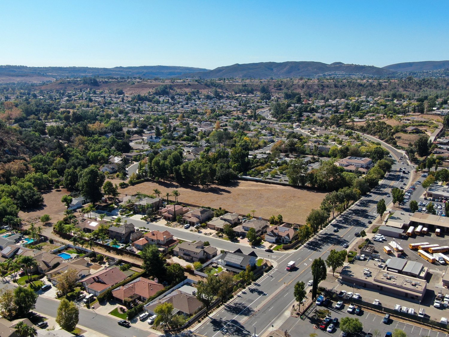 How to Buy Land to Build a Custom Home in California | Buildable