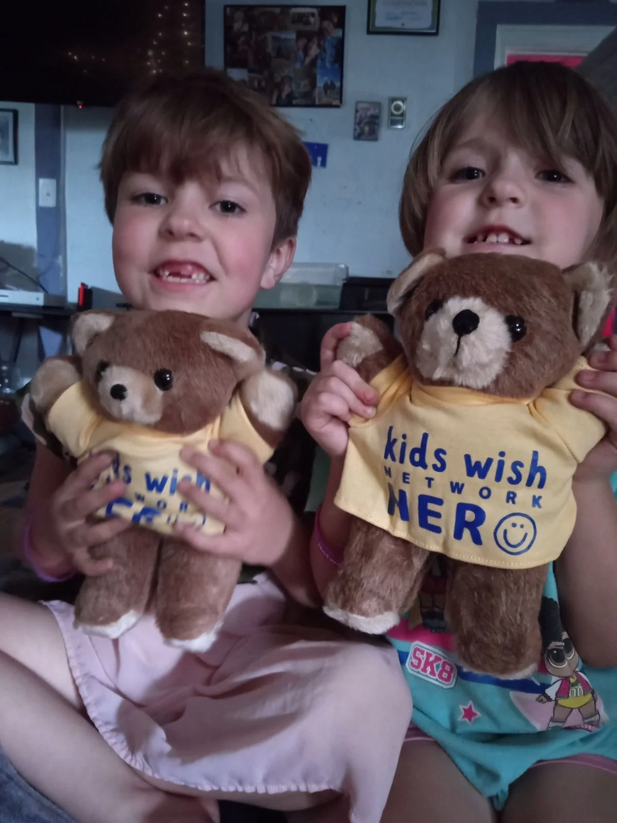 Siblings Bring Joy to Mom During Her Cancer Journey — Kids Wish Network