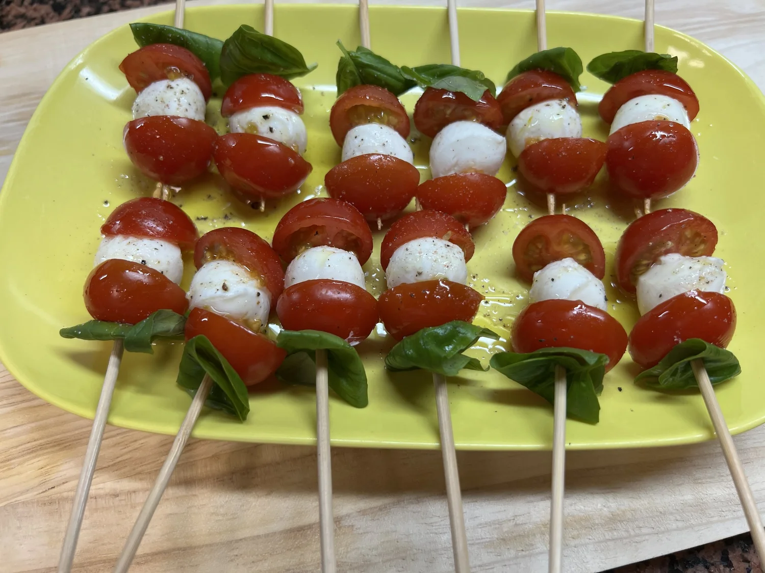 Brocheta Caprese | Cocinando a mi manera