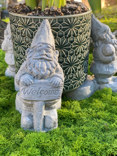 Strawberry Shaped Planter Feet, set of 3 or 4, concrete pot holders ...