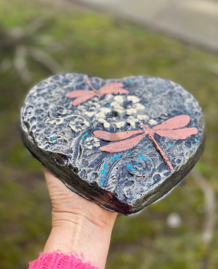 Large Dragonfly Lily Pad Stepping Stone | Backyard Stone Art