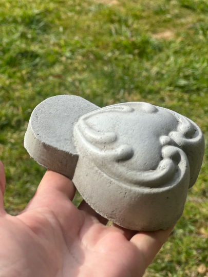 Strawberry Shaped Planter Feet, set of 3 or 4, concrete pot holders ...