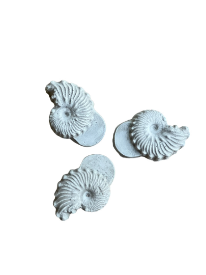 Strawberry Shaped Planter Feet, set of 3 or 4, concrete pot holders ...