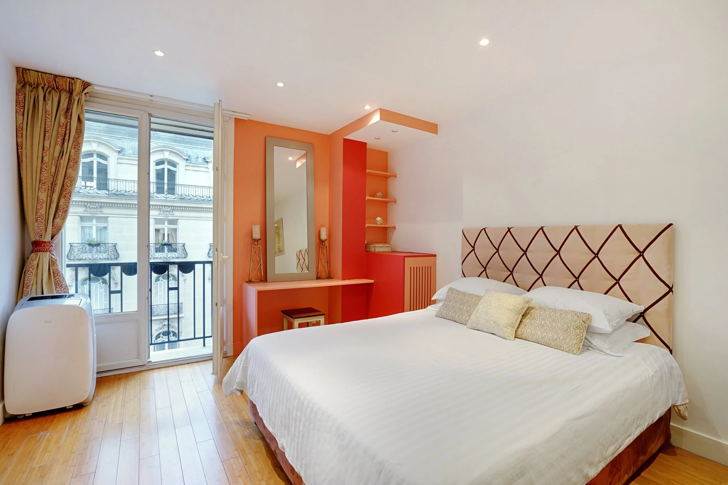 Golden Triangle Pari - Studio - Luxury Apartment For Sale — Lennox ...