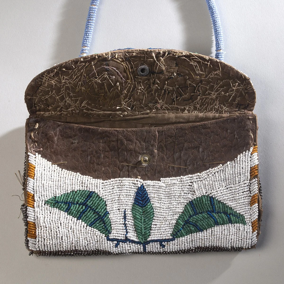Plateau Beaded Bag — Art Blackburn