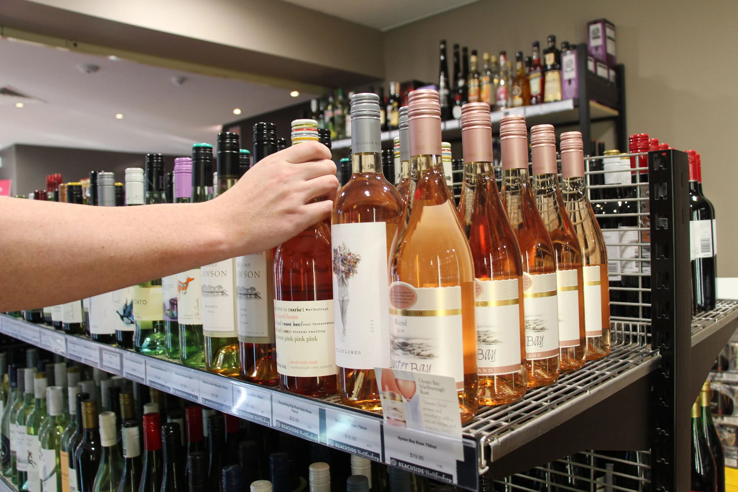 Bottle Shop — Mollymook Golf Club