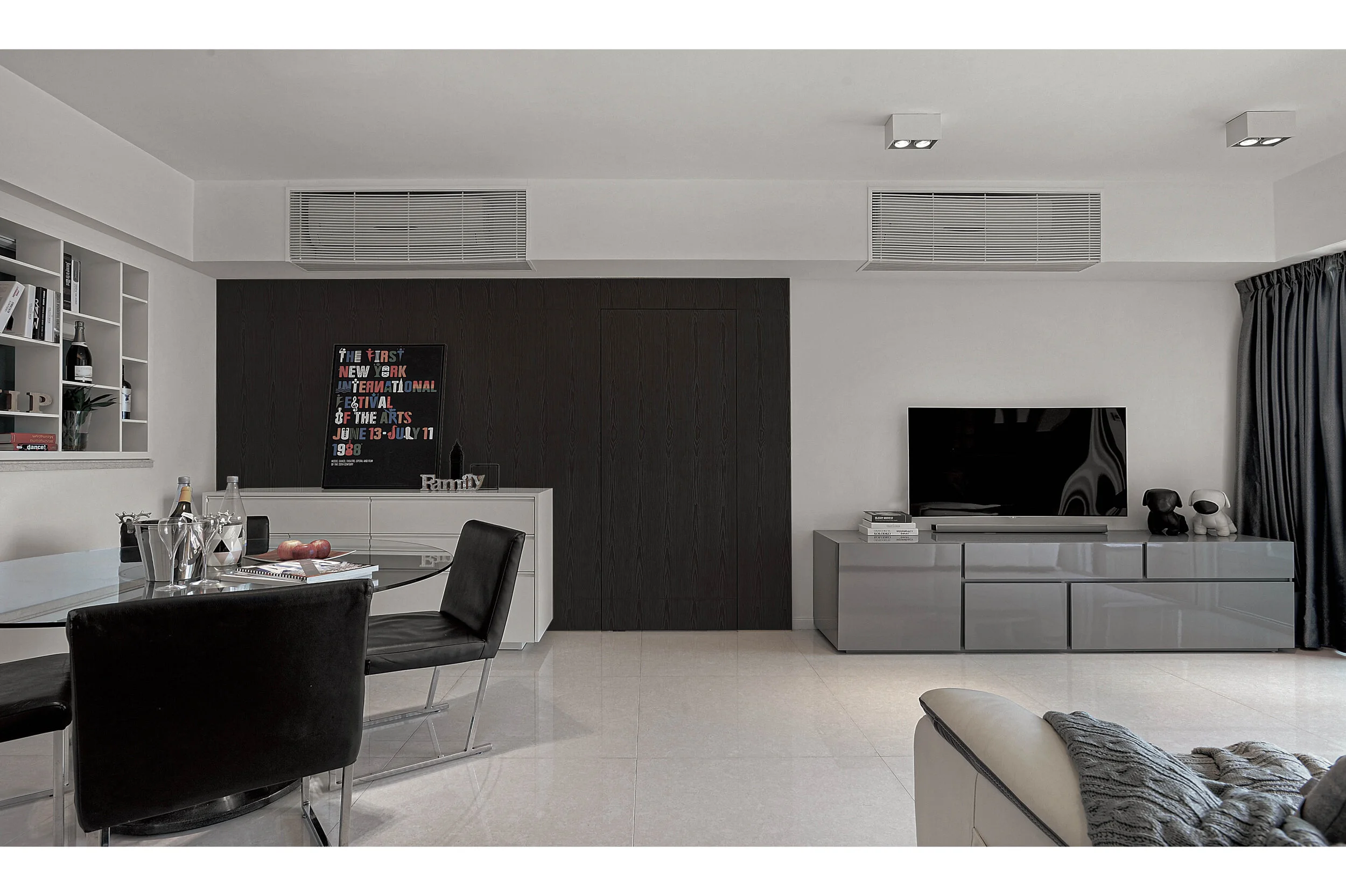 LA MAISON INTERIOR DESIGN