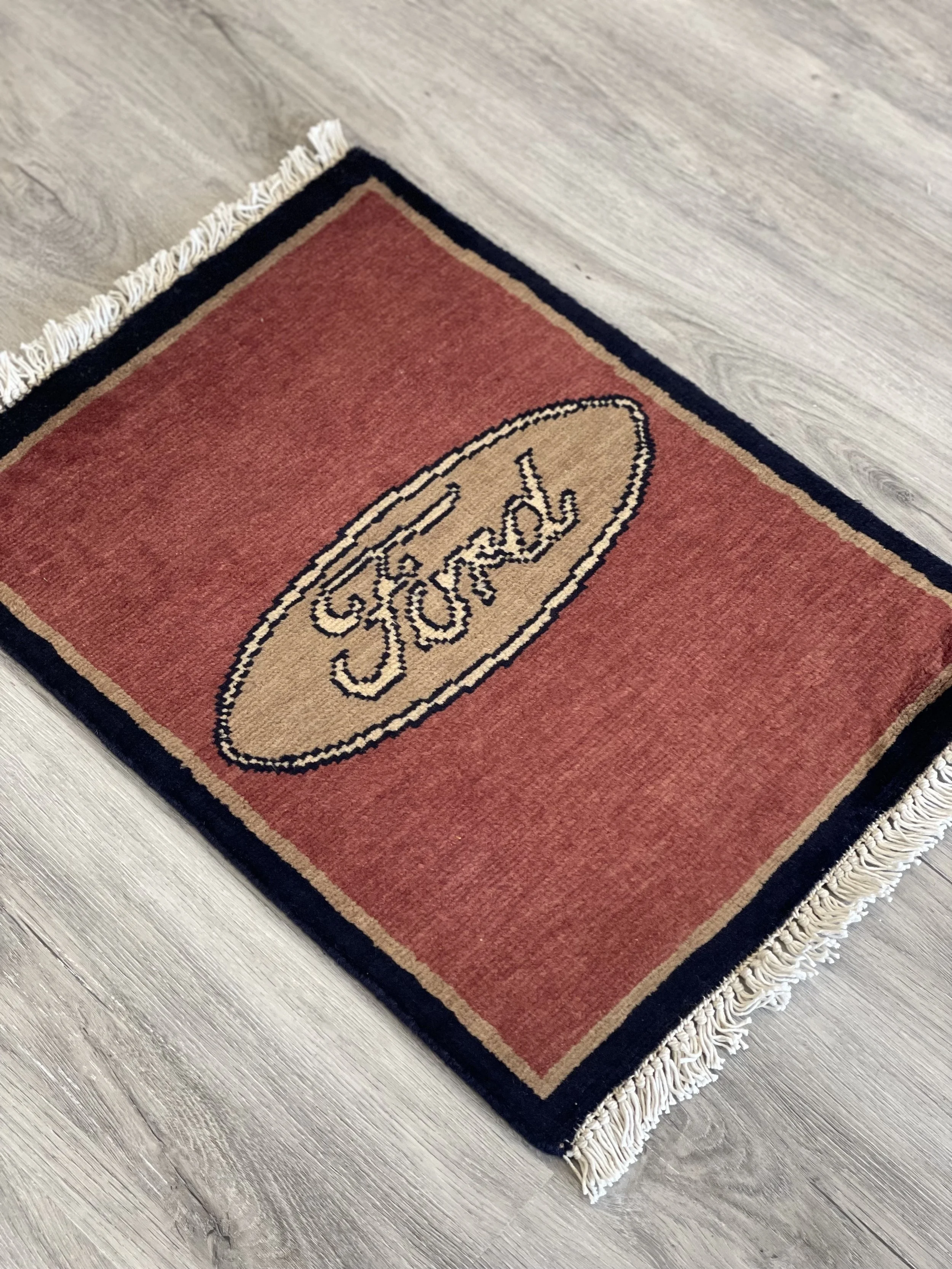 HANDMADE CUSTOM RUGS — Official Rug Plug