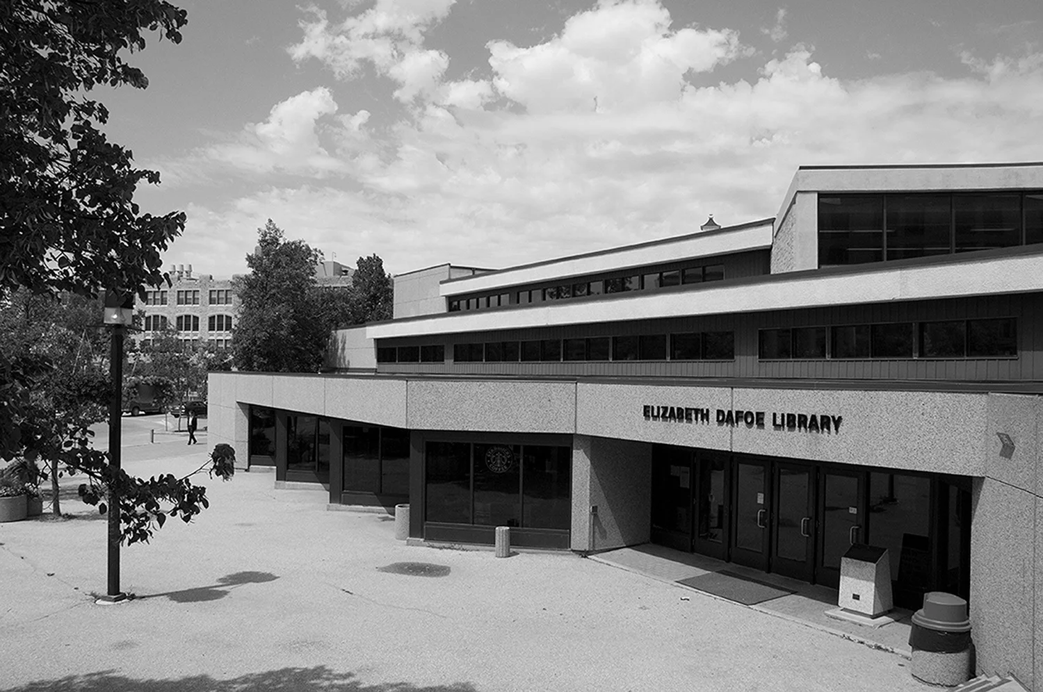 Elizabeth Dafoe Learning Commons — deWolf Design