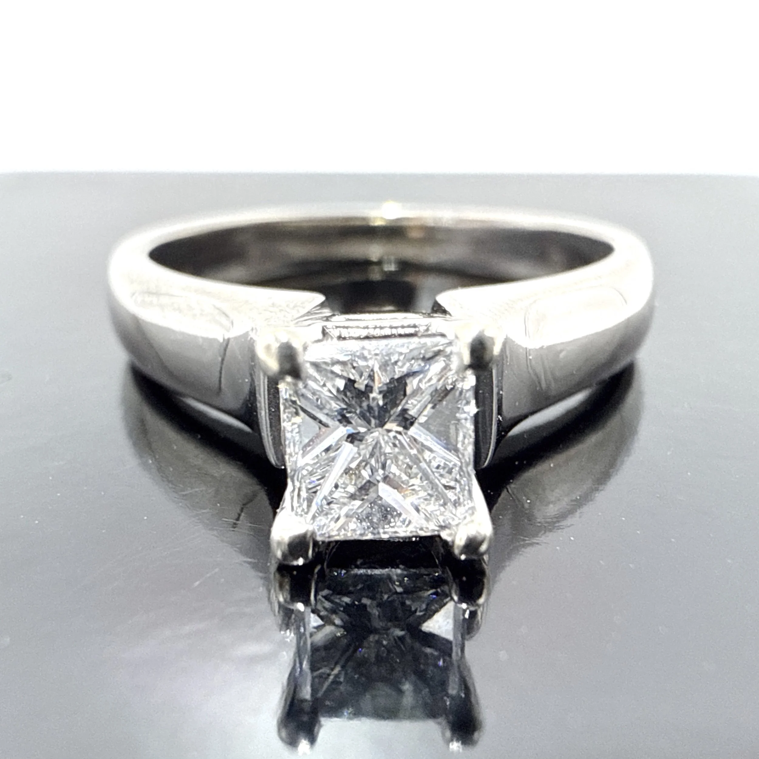 14K White Gold 0.60ct VVS-1 D-E Canadian Natural Diamond Solitaire ...