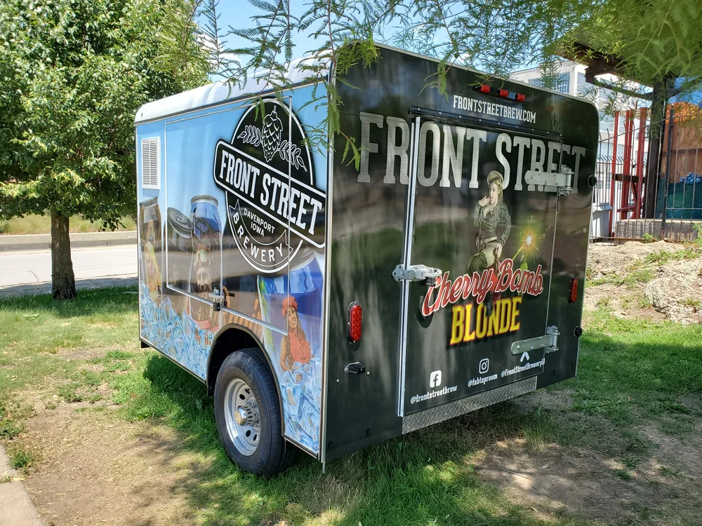 Taproom — Front Street | Davenport | Iowa's Oldest Brewpub