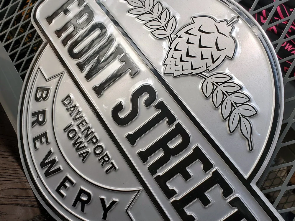 Taproom — Front Street | Davenport | Iowa's Oldest Brewpub