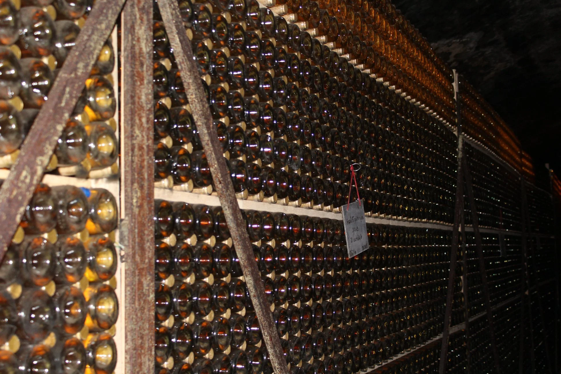 The Alchemy of Time: The Science Behind How Wine Ages — Michele Gargiulo