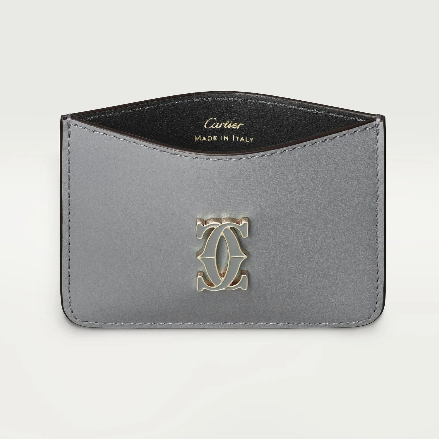 The Luxury Essentials in My Bag — Viveura