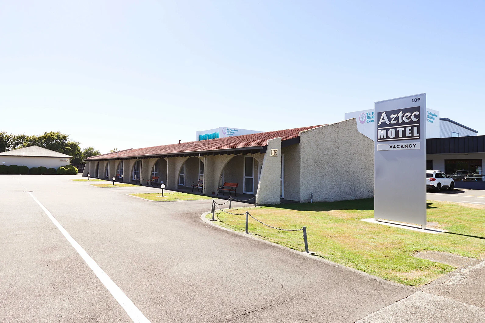 Our Rooms — Aztec Motel