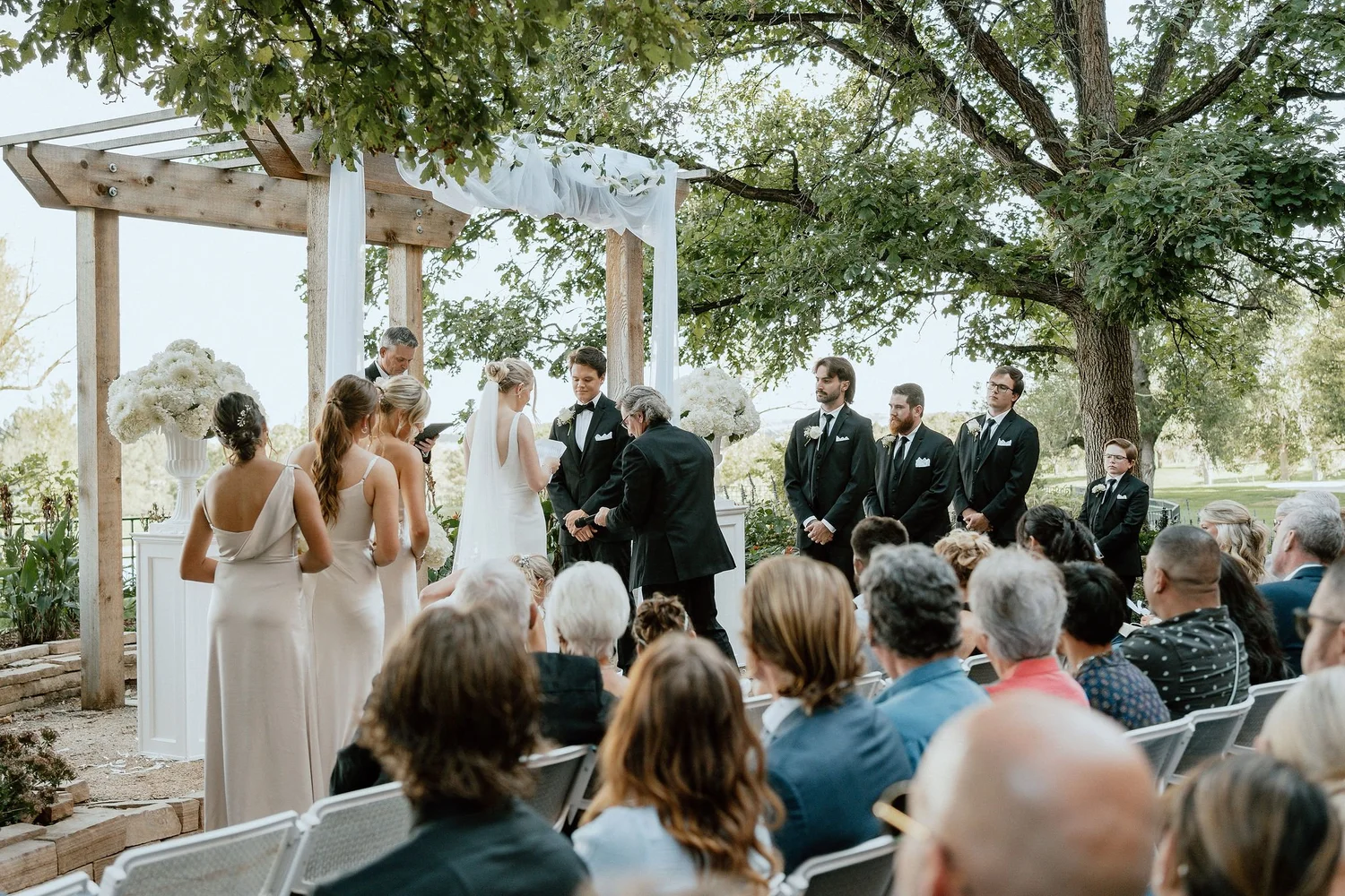 Tips For a Stress-Free Wedding Day — Amandha Luiza Photography