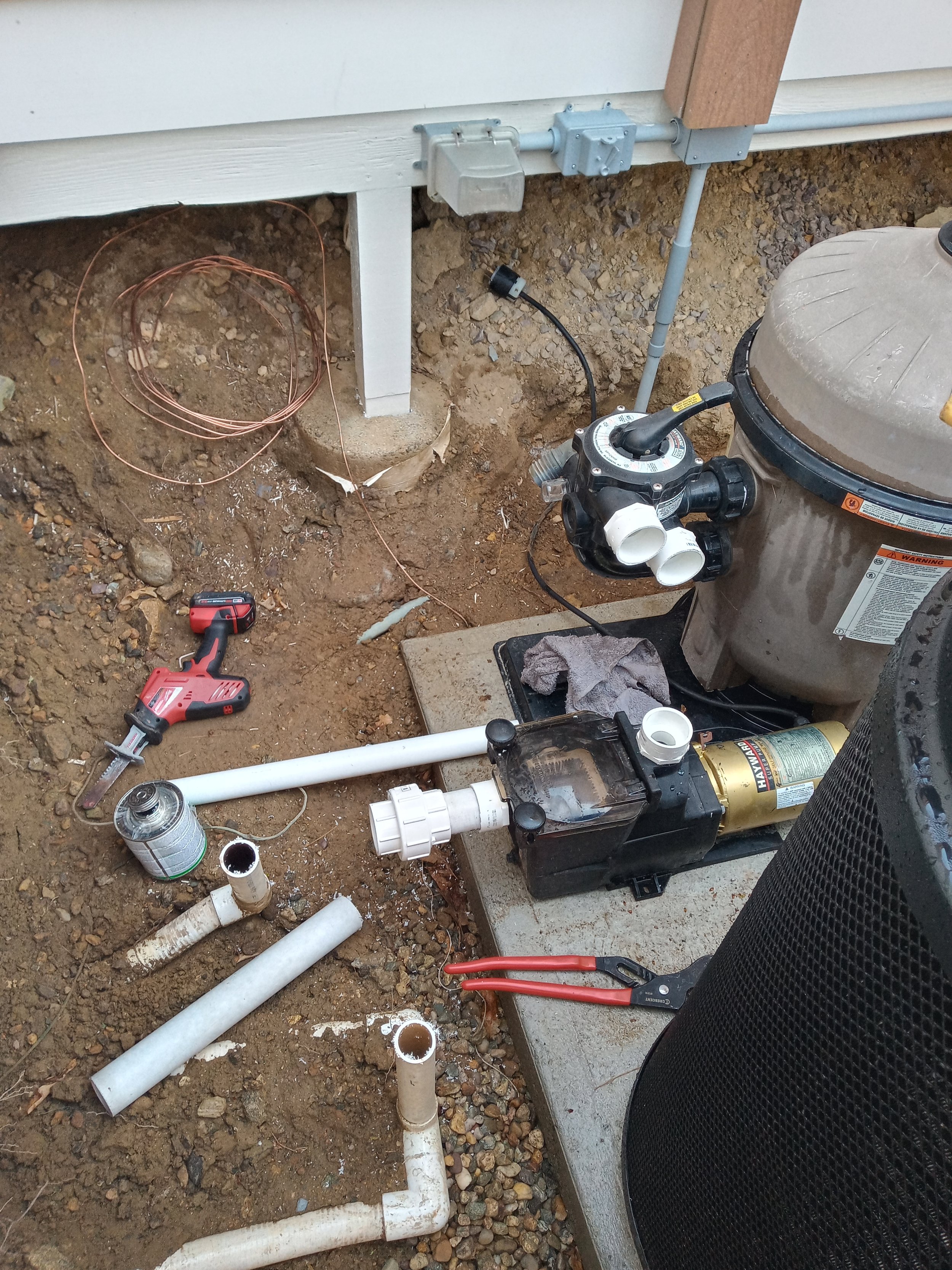 PORTFOLIO — POOL SHARKS LLC