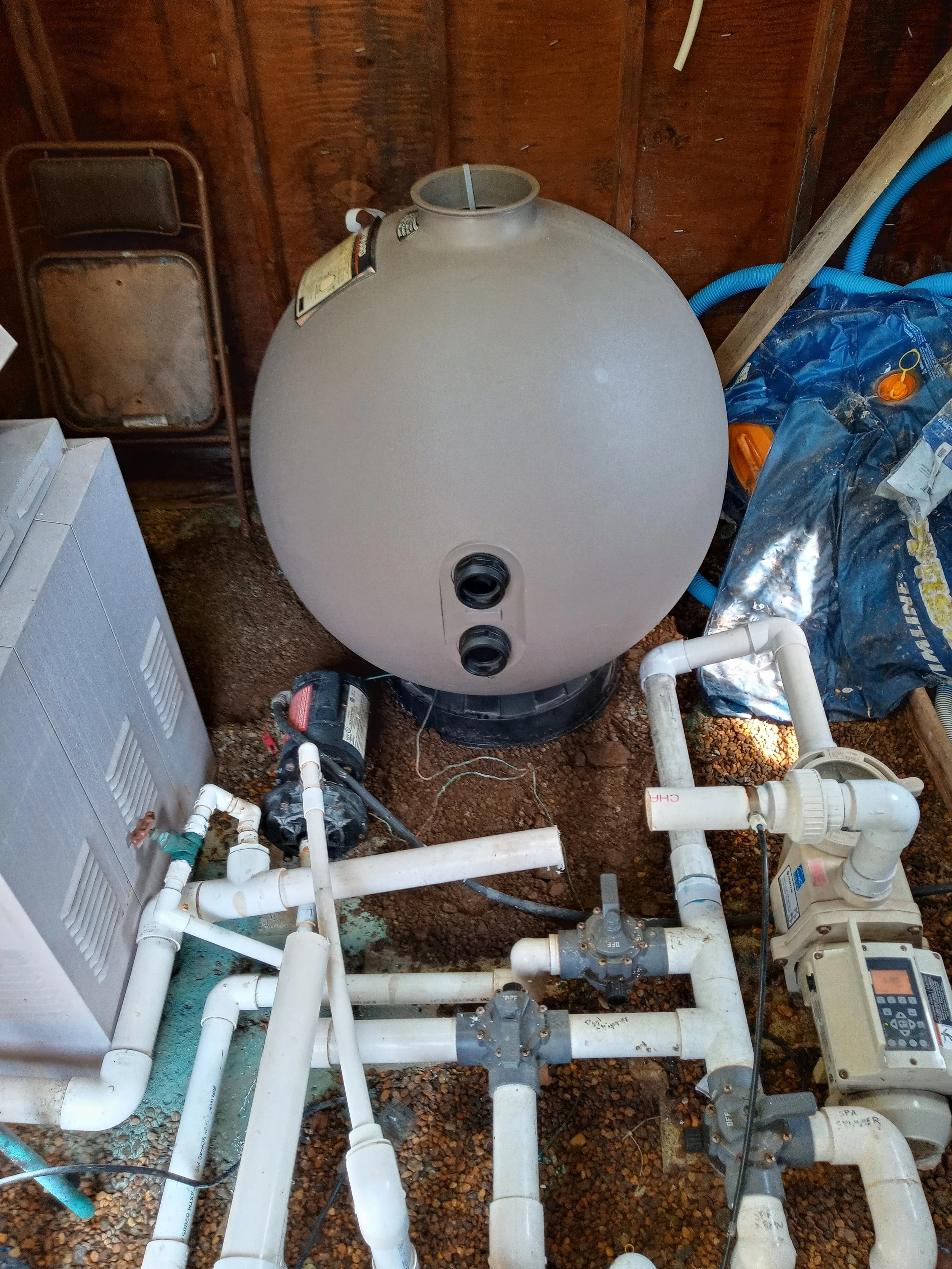 PORTFOLIO — POOL SHARKS LLC