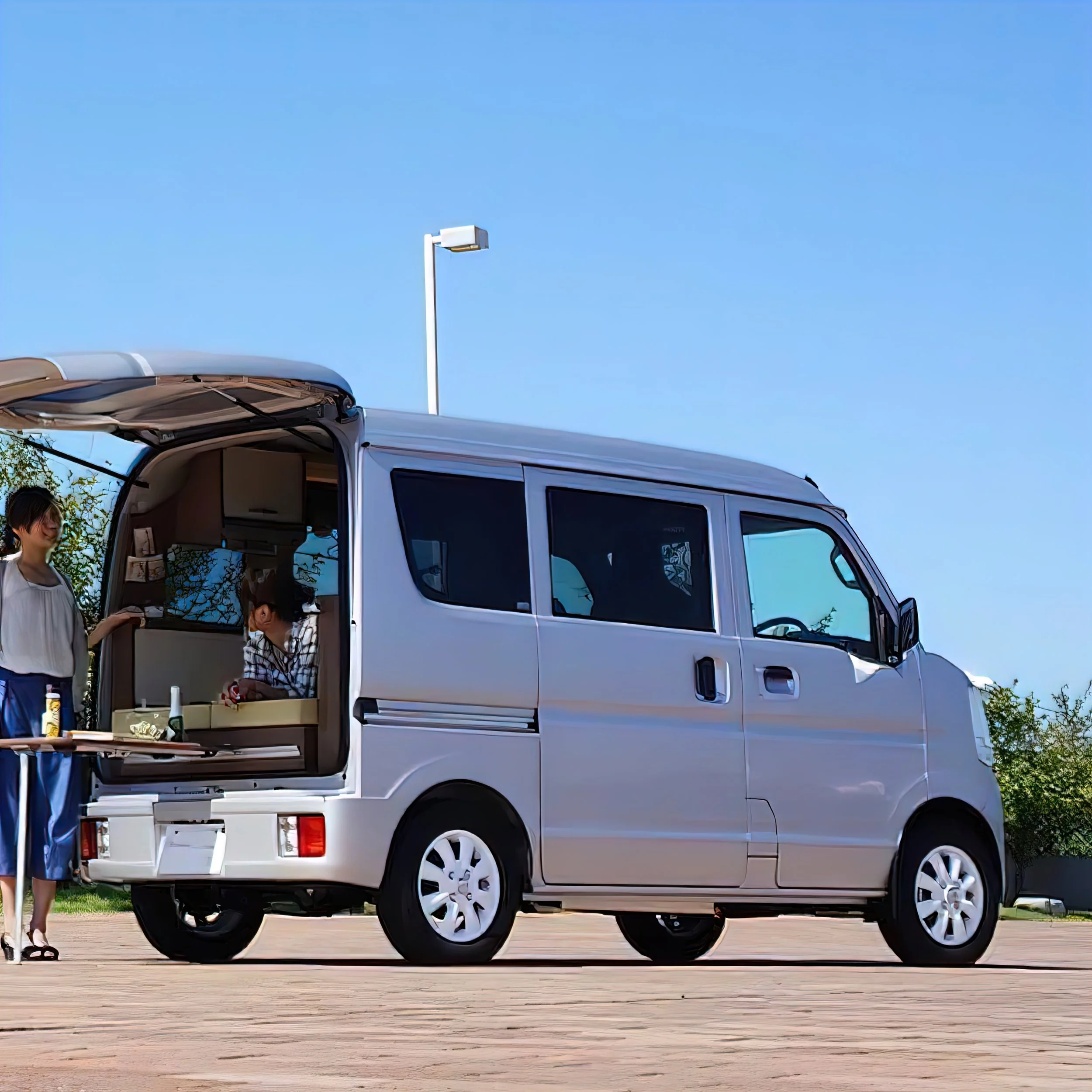 Mini Cruise Cozy Campervan features multiple configurations - Articles ...