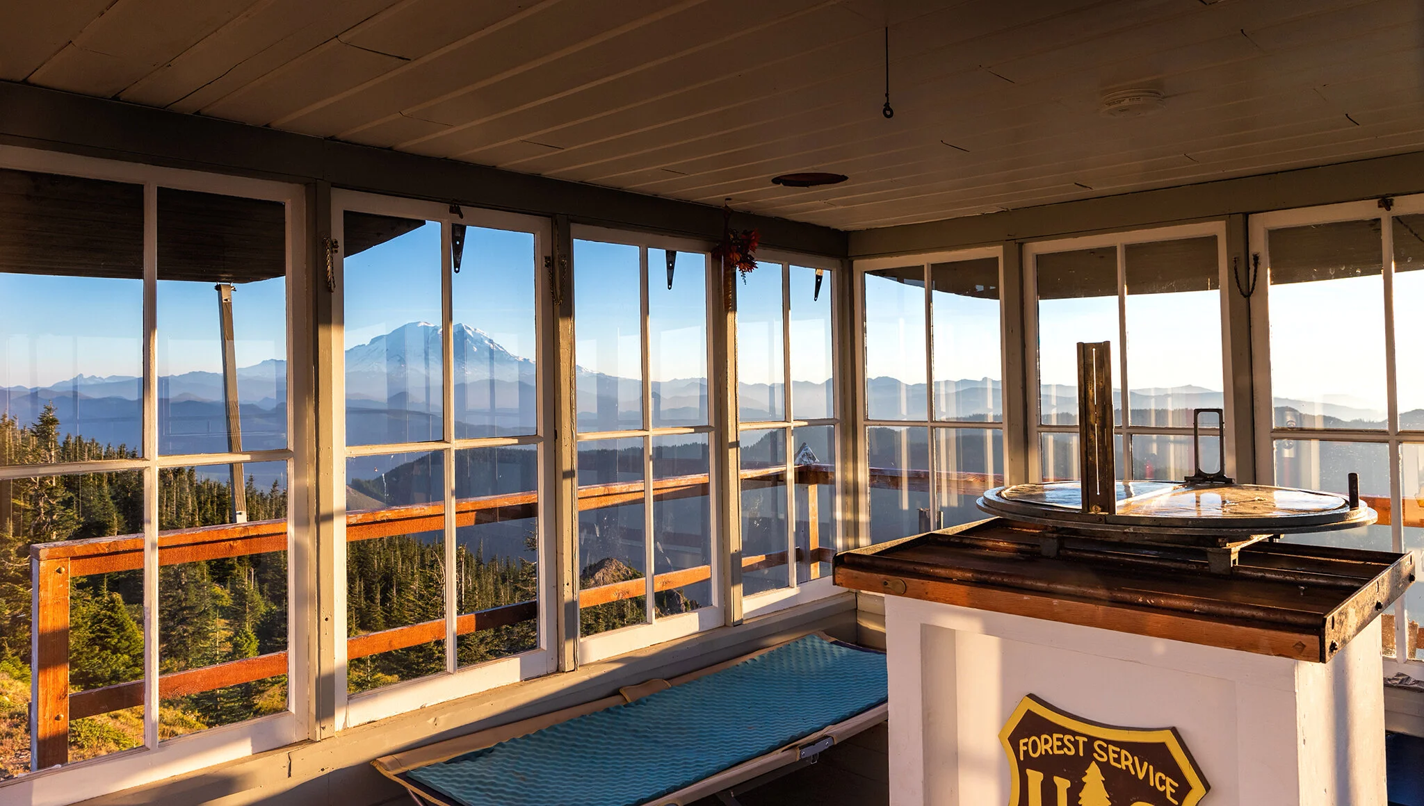 Snoqualmie Fire Lookouts