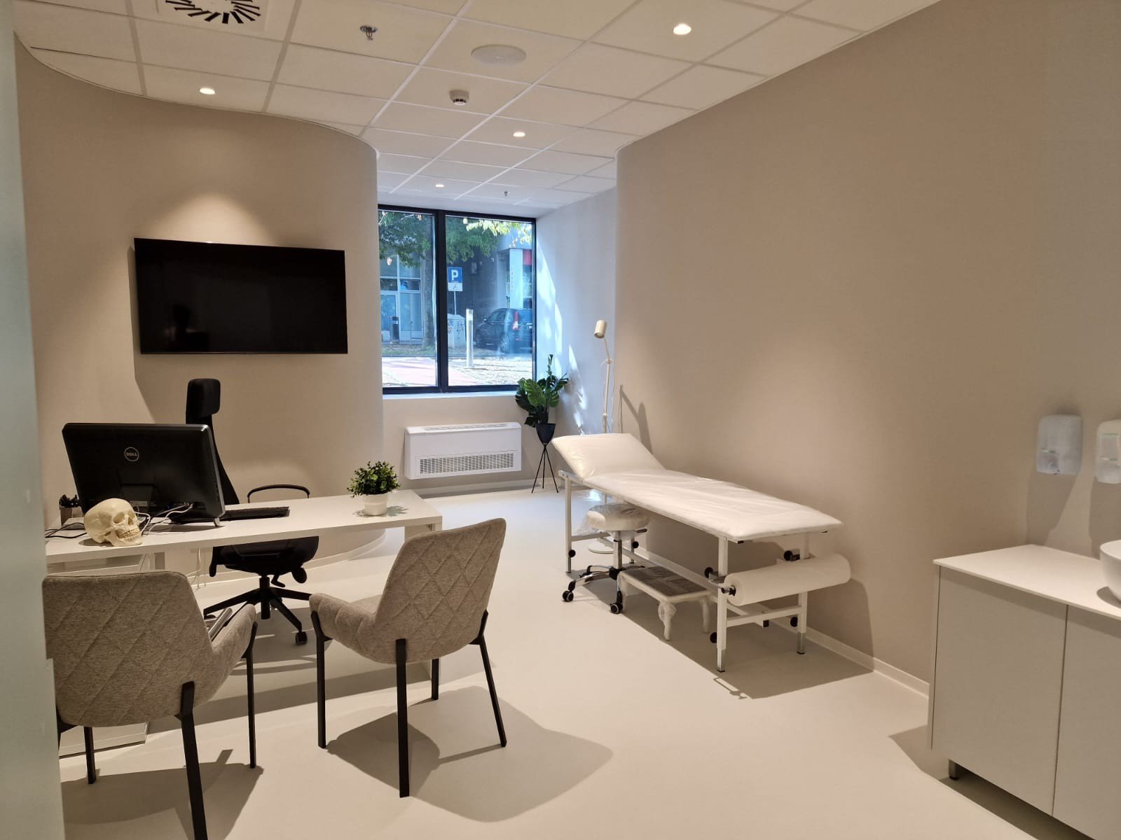 POLYCLINIC ROTIM — KYOTO GLOBAL DESIGN AWARDS