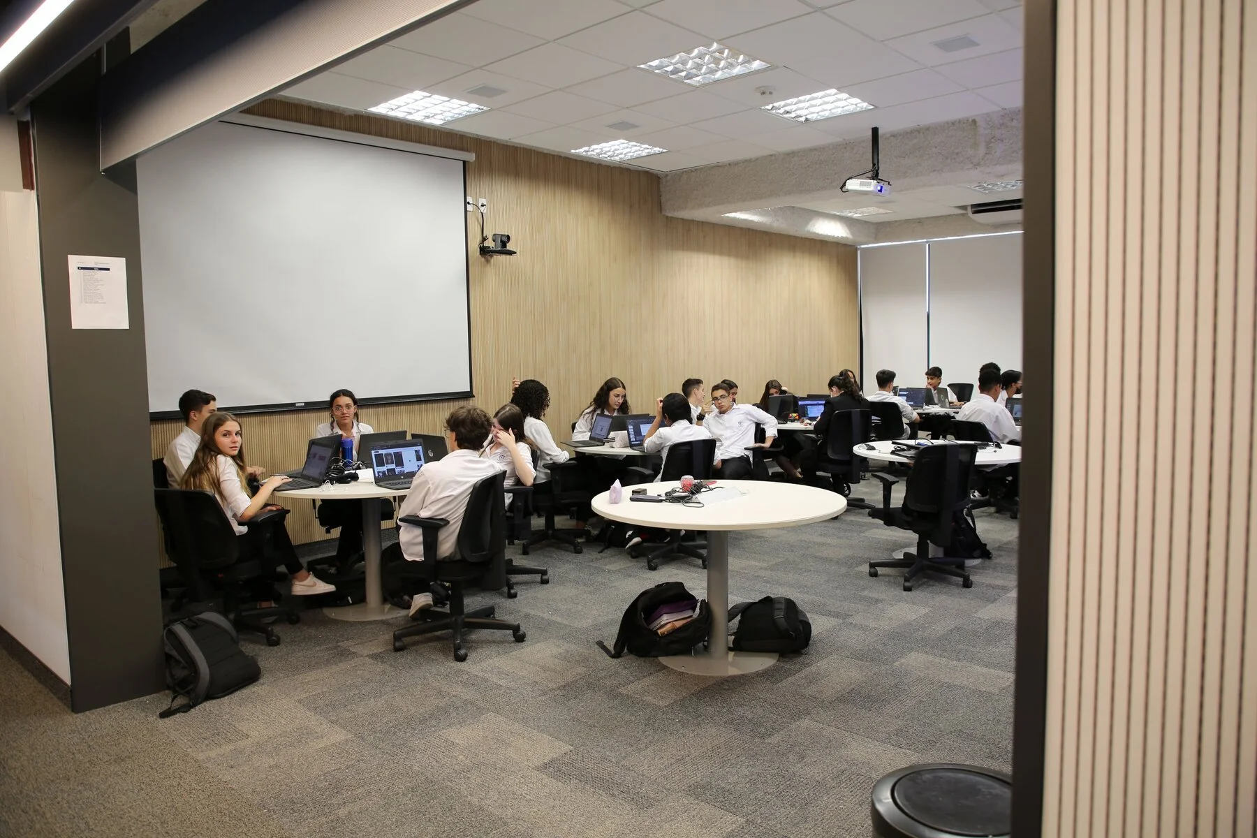 Instituto J&F Germinare School — KYOTO GLOBAL DESIGN AWARDS