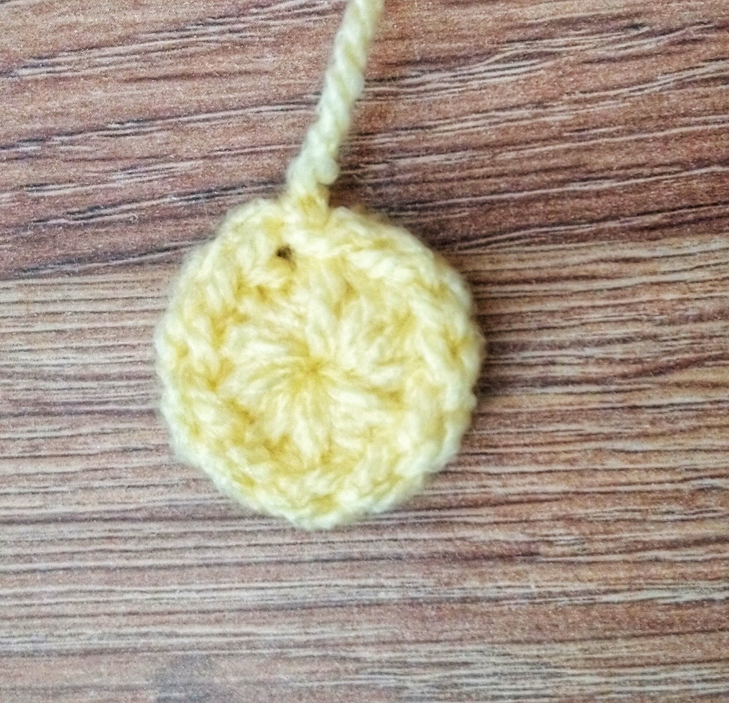 free crochet pattern for daisy alpine granny square — Baby Crochet Designs