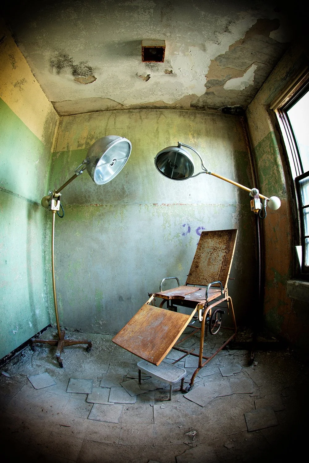 DARKNESS EXHIBITION | Rebecca Skinner — JUNIPER RAG