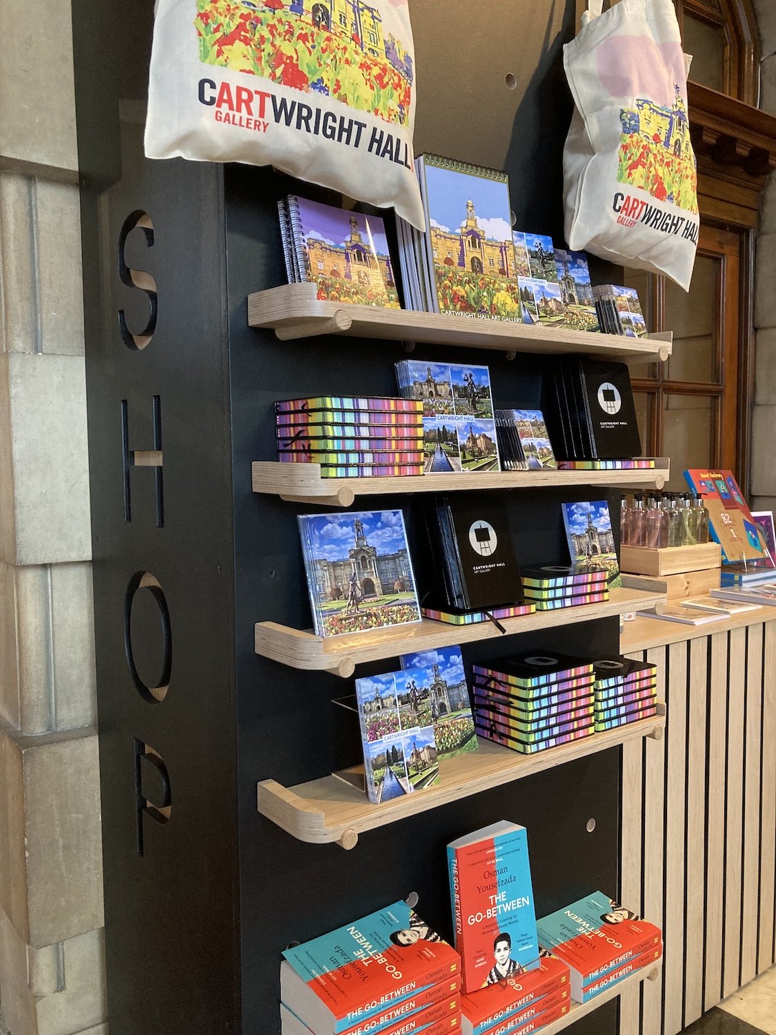CARTWRIGHT HALL SHOP — DA LA DESIGN