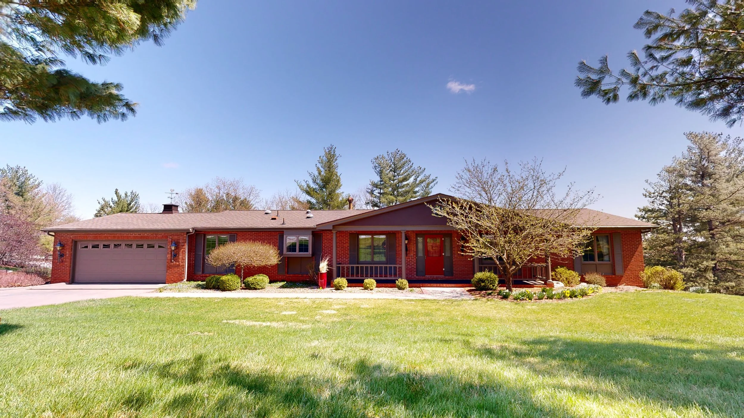 Phoebe Martin, Realtor