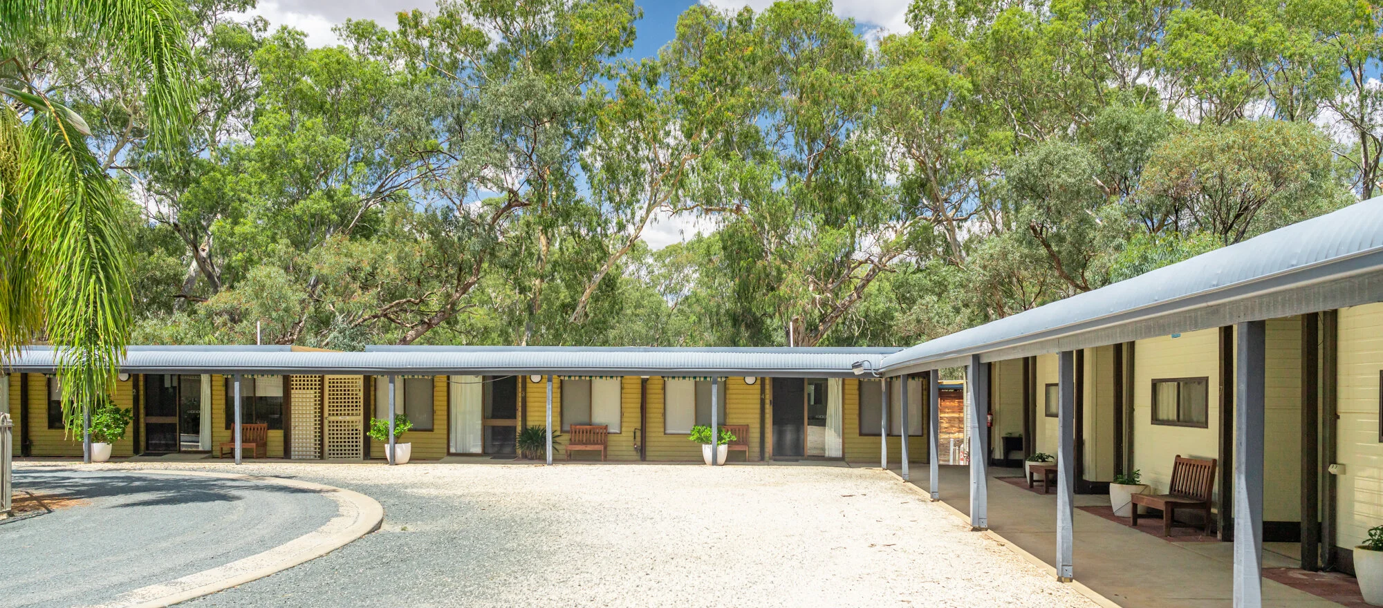 Contact — Deni Golf Resort | Motel Accommodation in Deniliquin