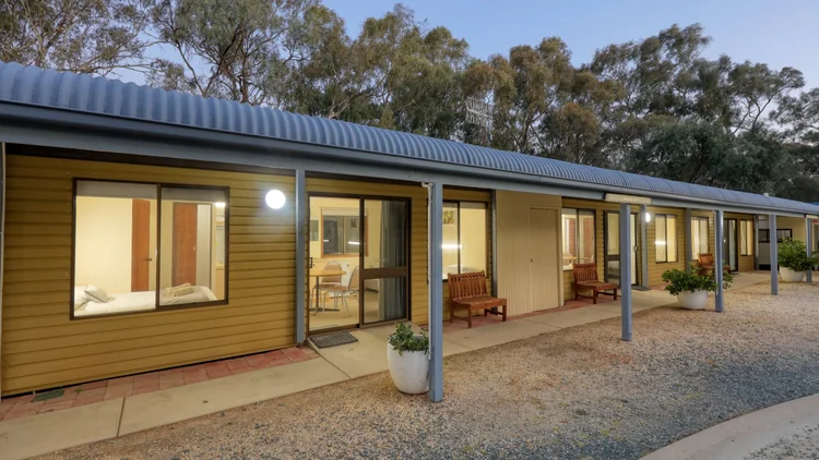 Accommodation — Deni Golf Resort | Motel Accommodation in Deniliquin