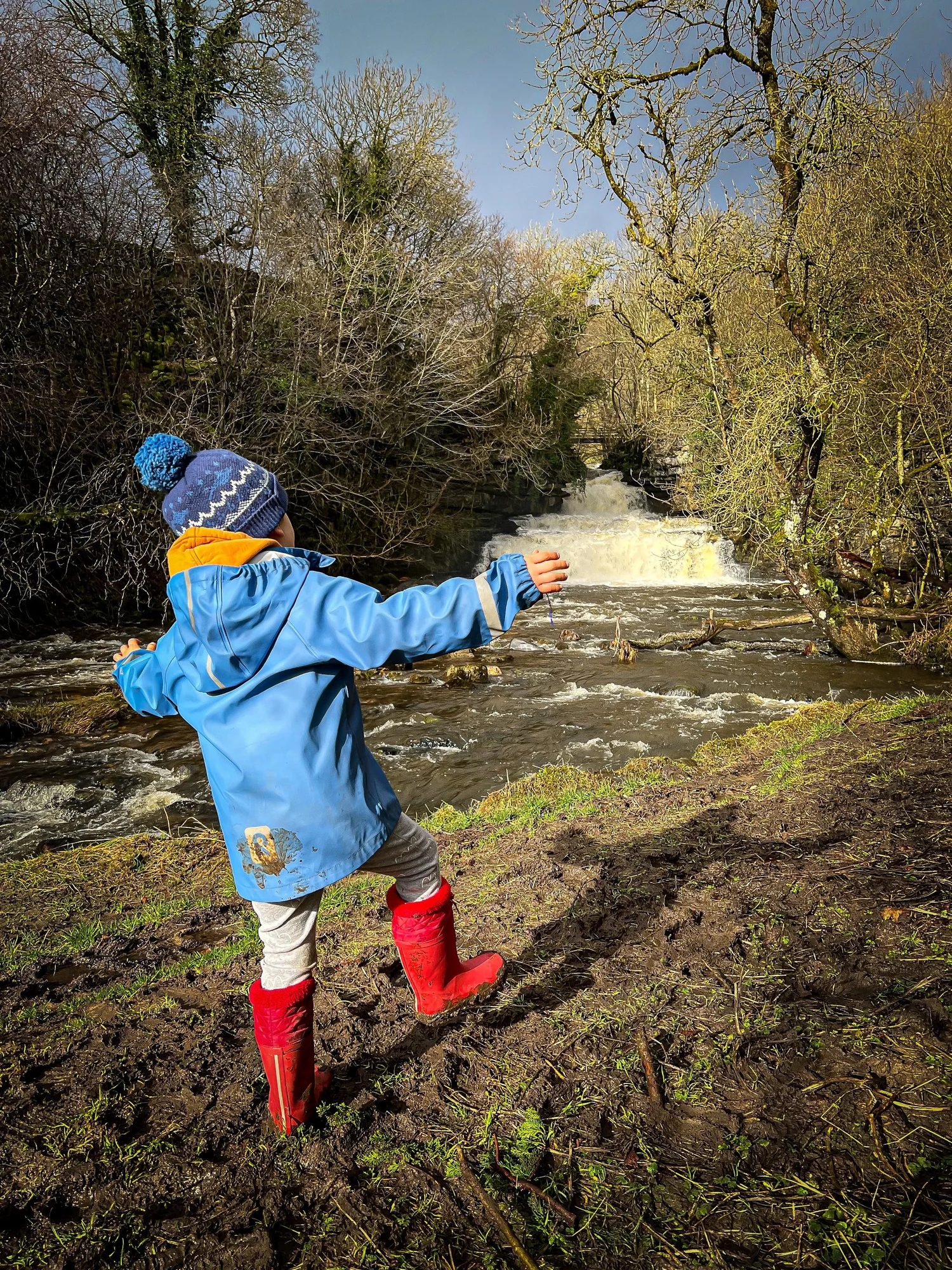 The Reluctant Explorers: Yorkshire Walking With Kids — Wensleydale Walks