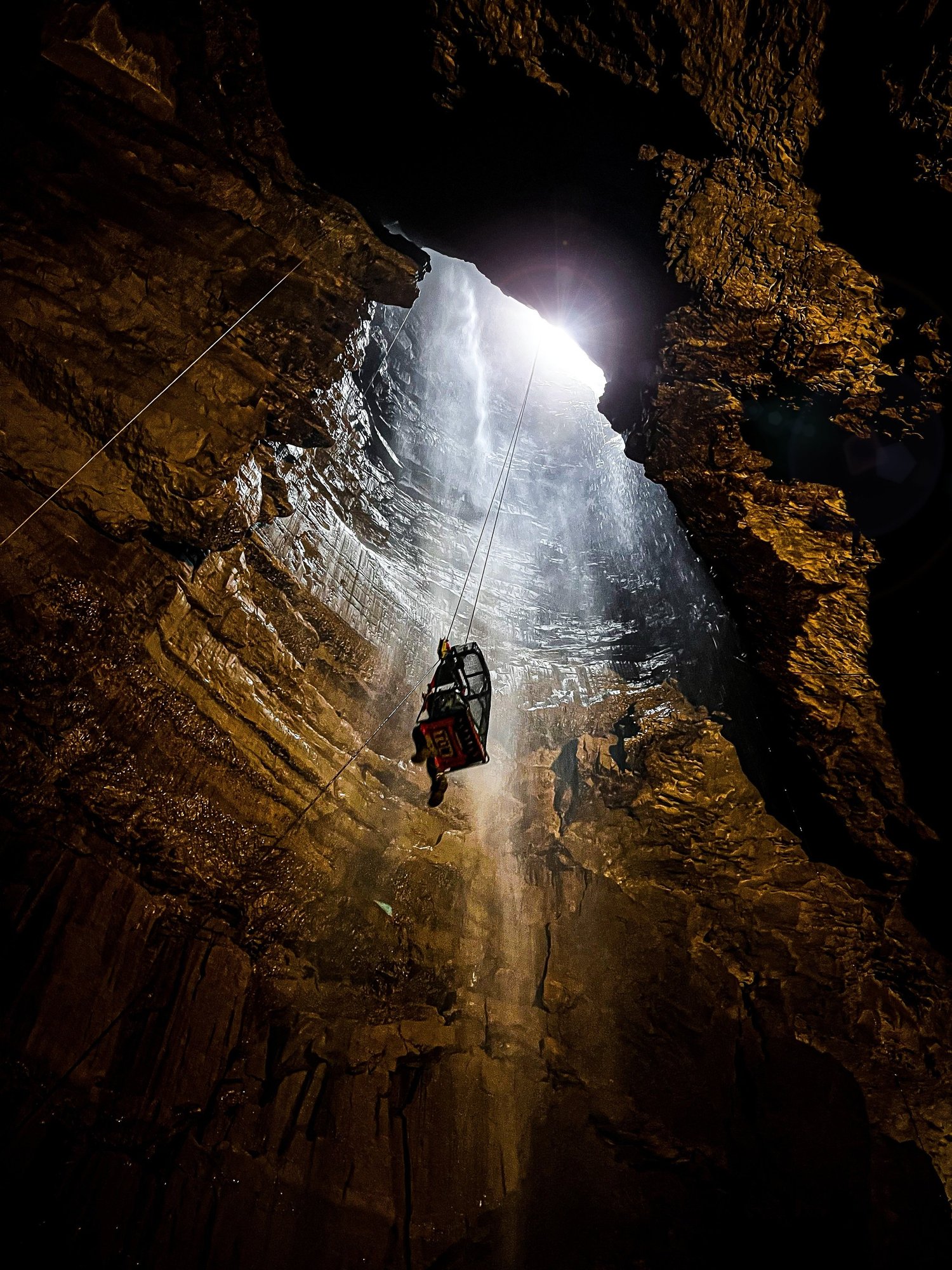 The Reluctant Explorers: Yorkshire Walking With Kids — Gaping Gill ...