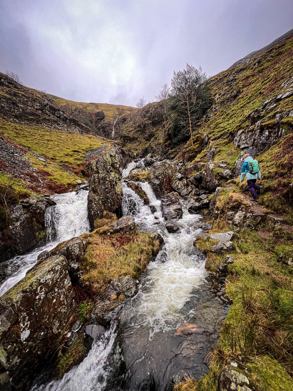 The Reluctant Explorers: Yorkshire Walking With Kids — Cautley Spout ...
