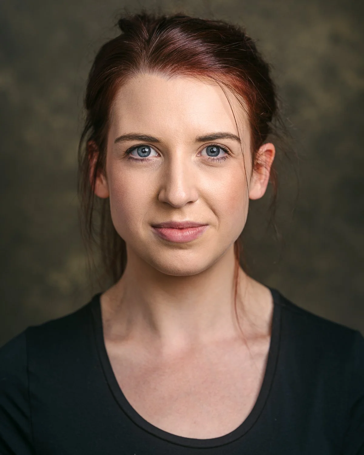 Jessica Innes - Puppetry and Performance