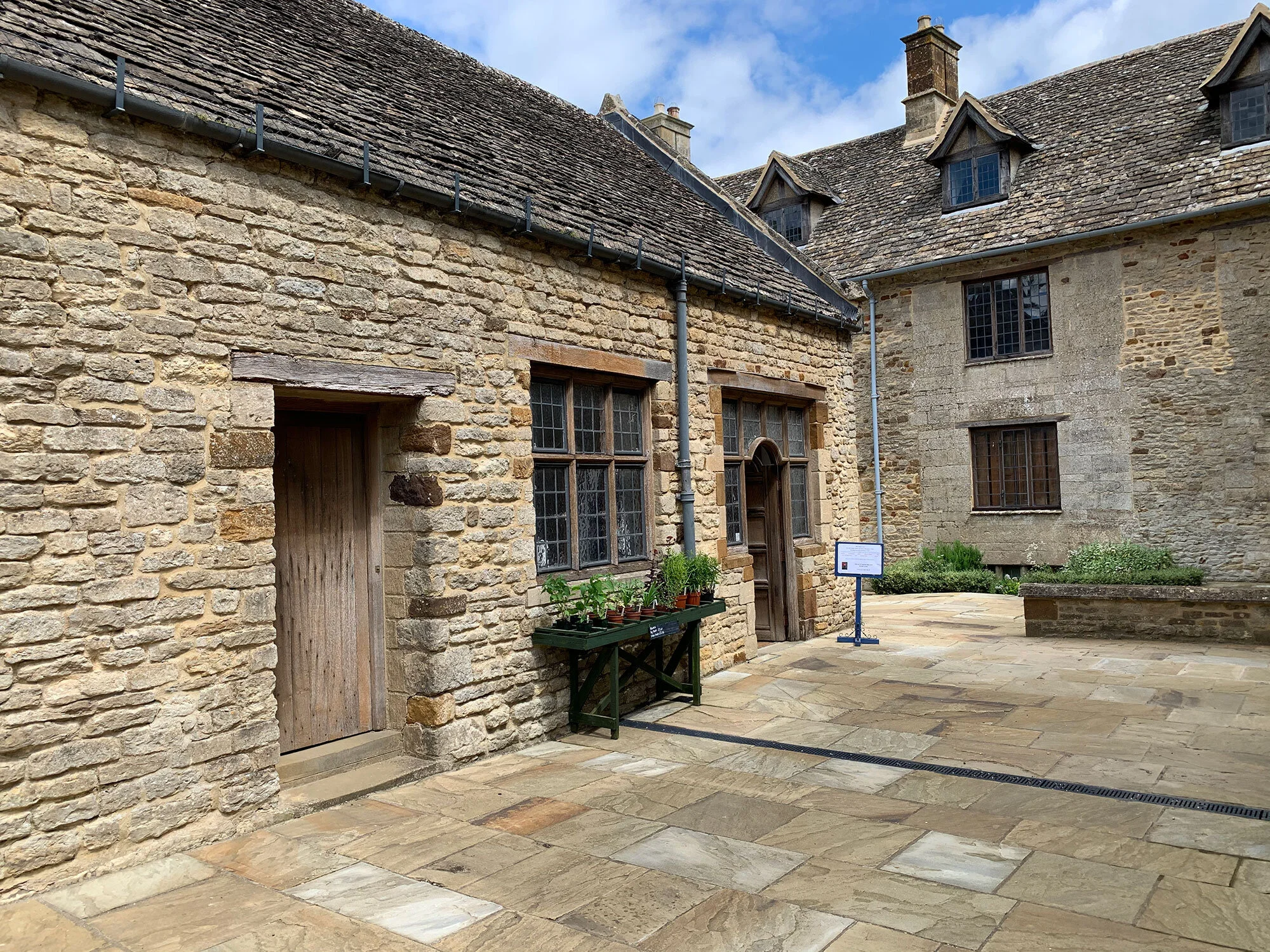 Sulgrave Manor and Garden — Northamptonshire Heritage Forum
