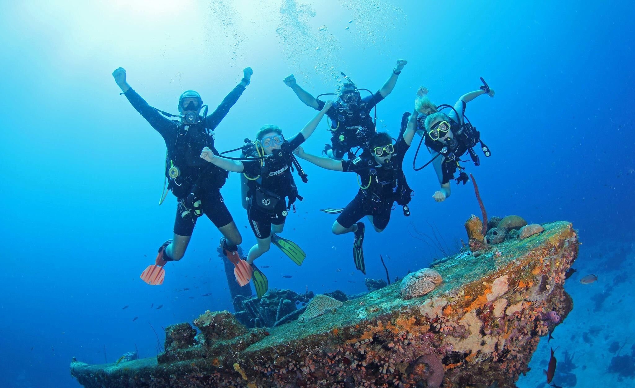 Drift Diving and Snorkeling in the Caribbean — Cliff Villa