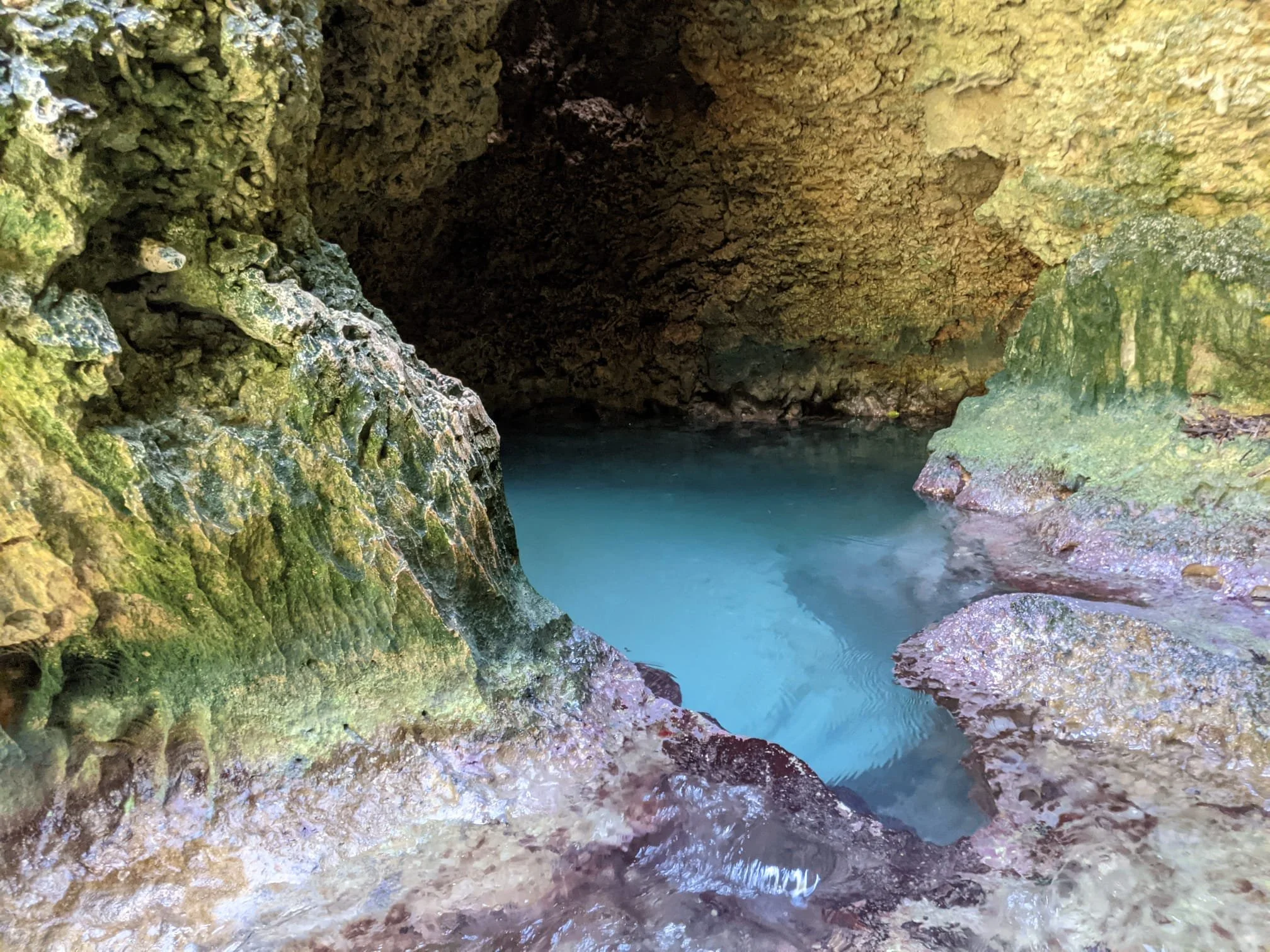 The Tomasito Cave — Cliff Villa