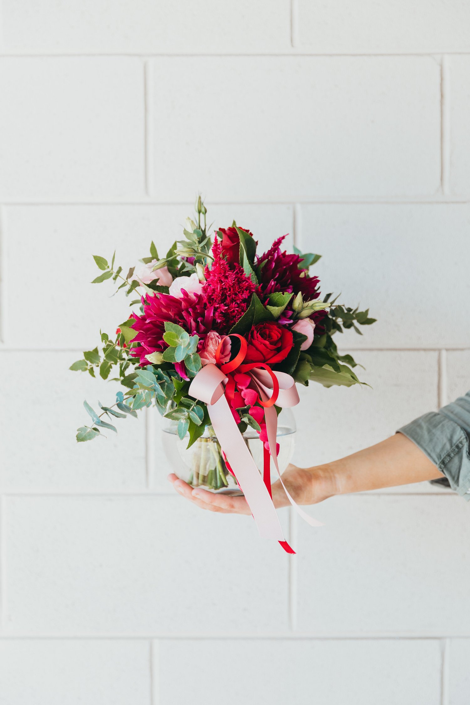 gisborne cottage flowers