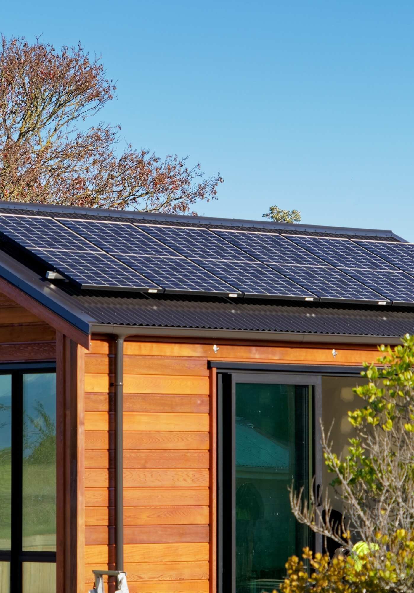 Solar Hub - Light Up Your Life with Sustainable Solar Solutions