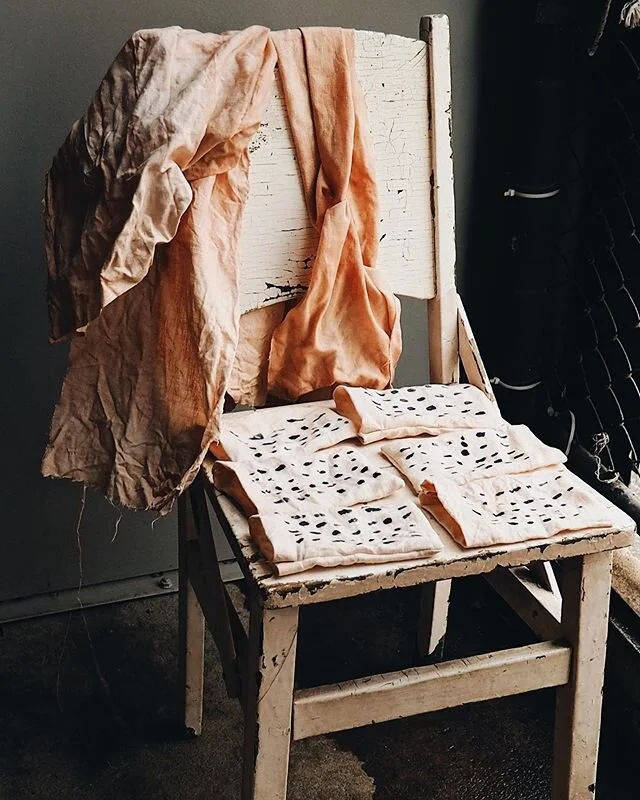 Natural Dye - how to make pink with loquat leaves — petalplum