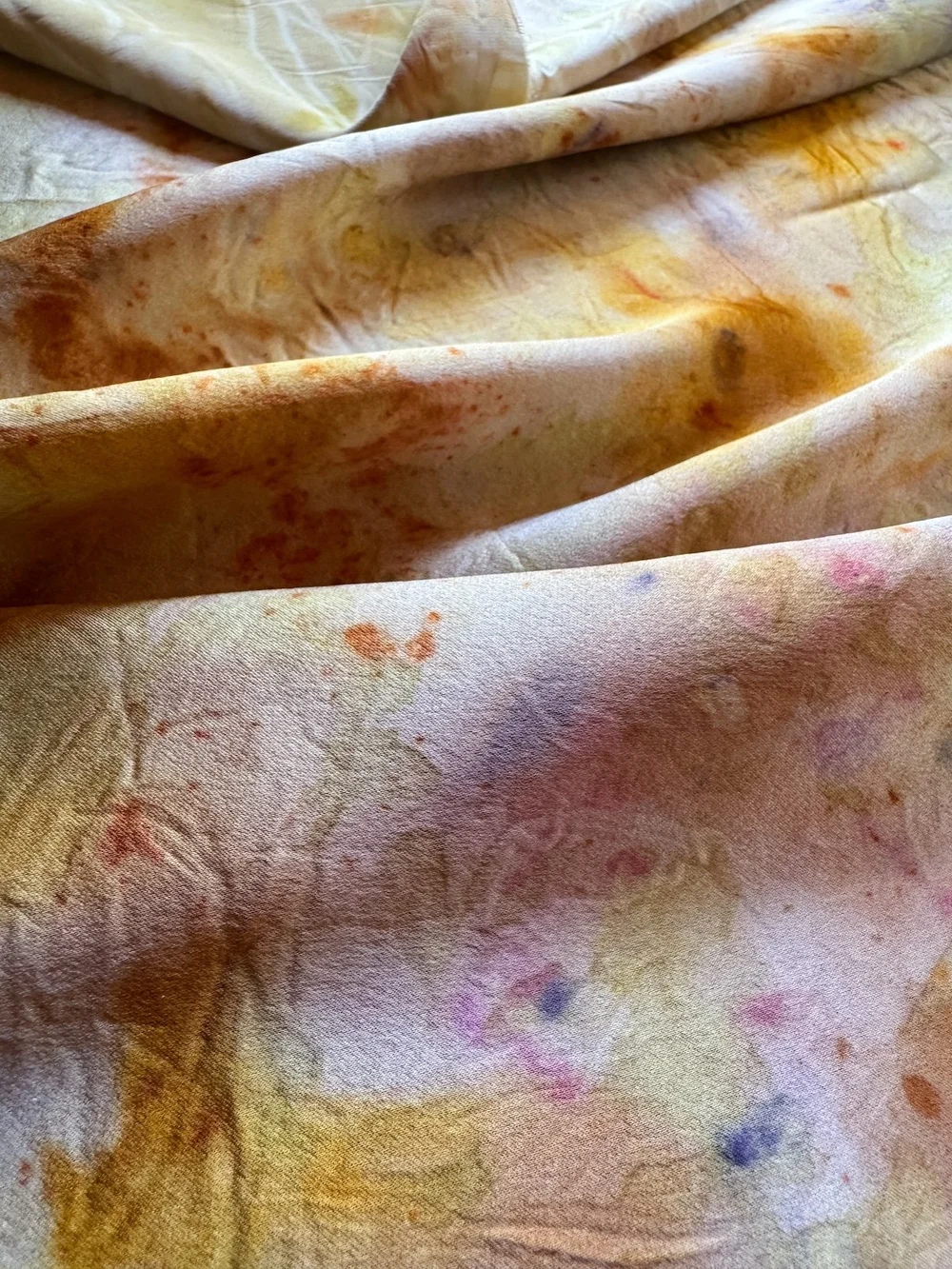Flower-Dyed Fabric: A Step-by-Step Guide to Eco Printing and Bundle ...