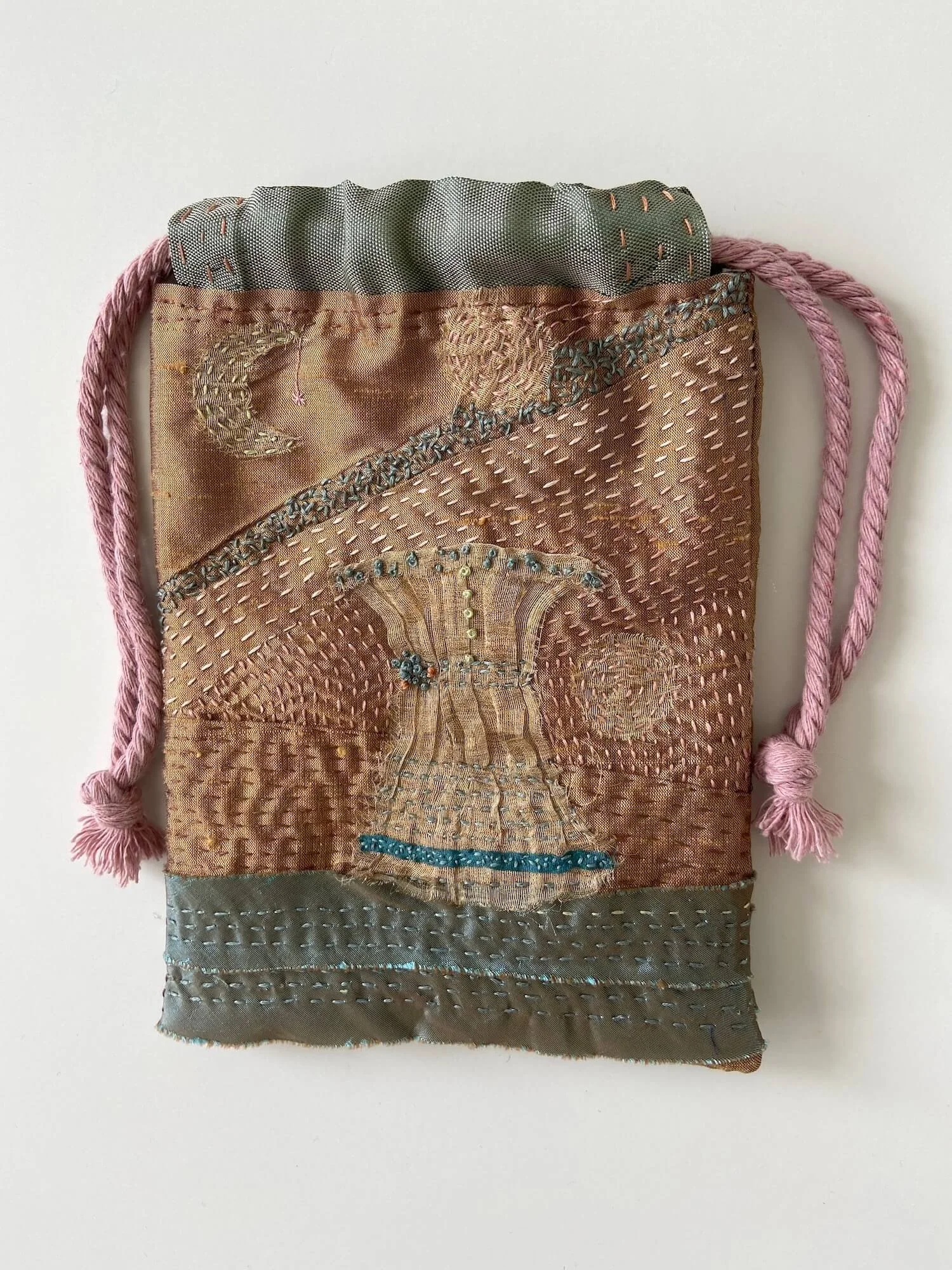 Stitch Circle Community textile bags — petalplum