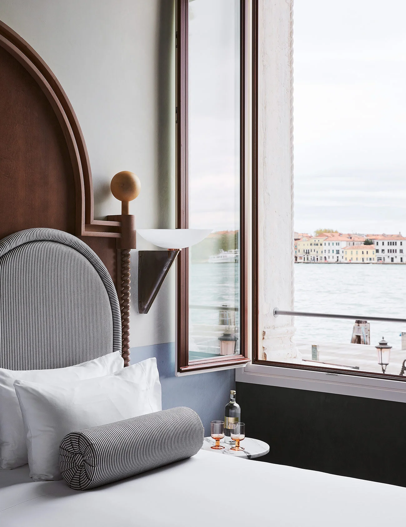 Interiors — Dean Hearne