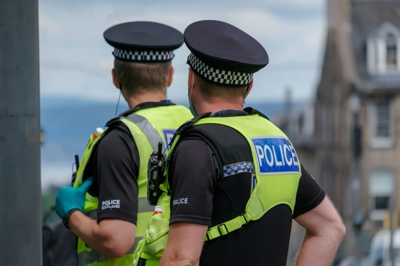 Police body-worn cameras: Pros and cons — SecureRedact