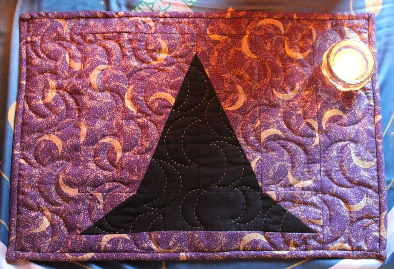 Witch's Hat quilt pattern; a downloadable PDF patchwork pattern perfect ...