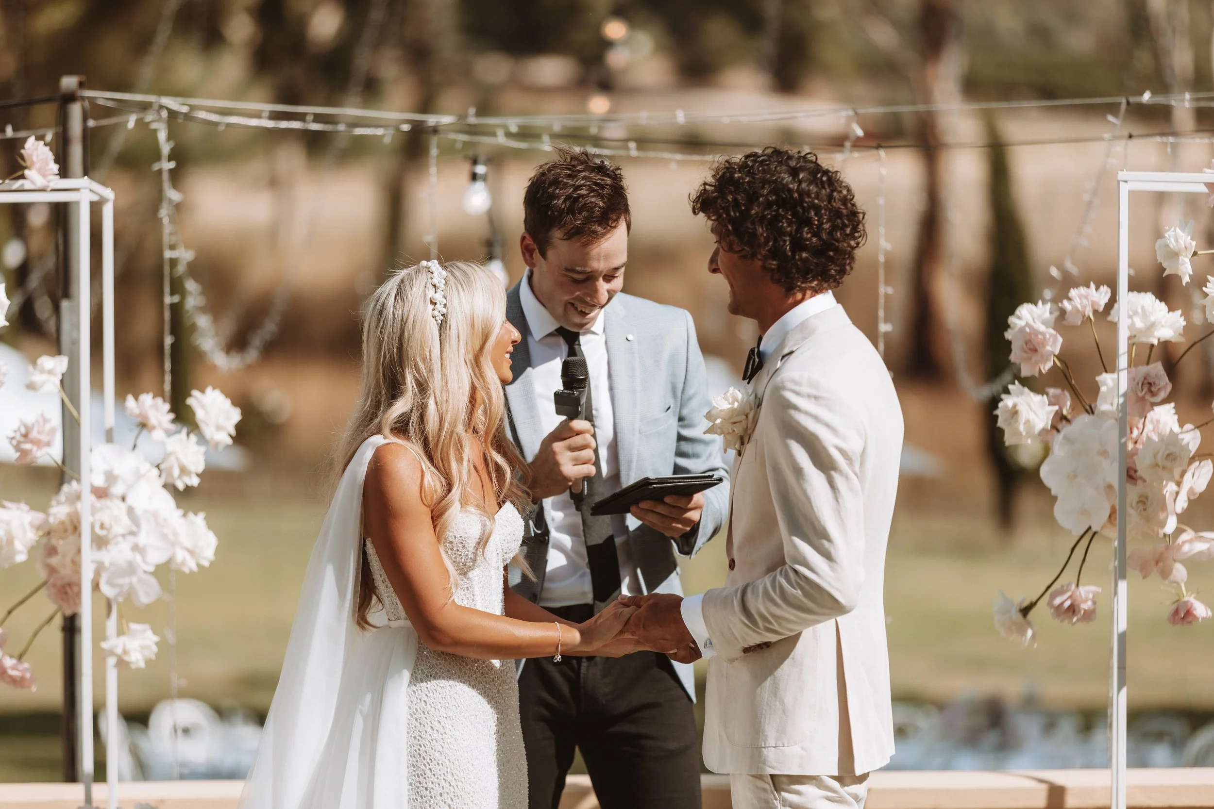 Your Wedding Wingman